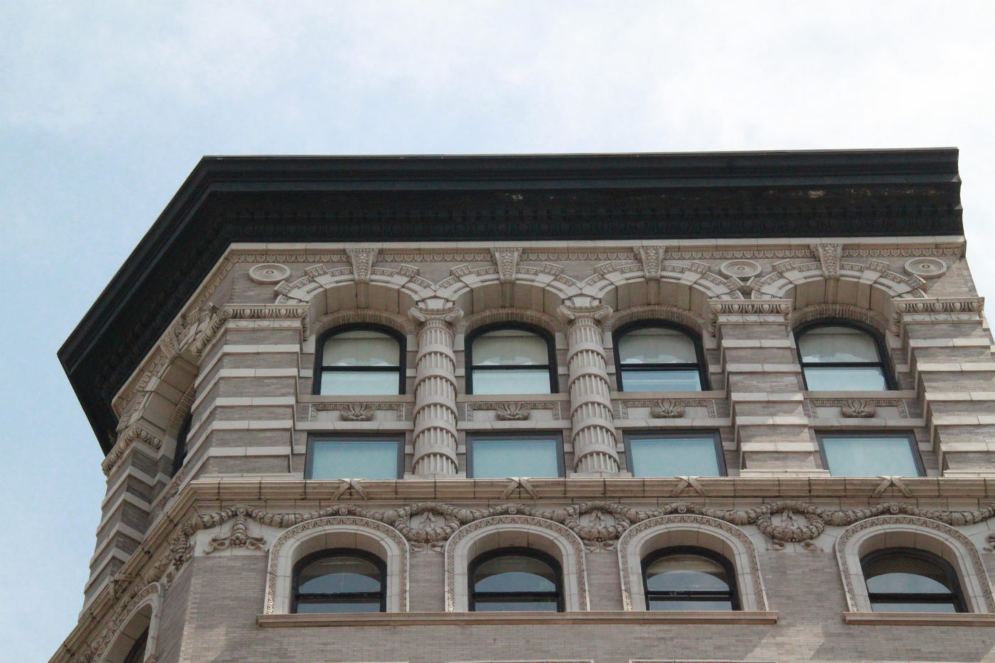 840 Broadway: Renaissance Revival Landmark with Inspiration from the ...