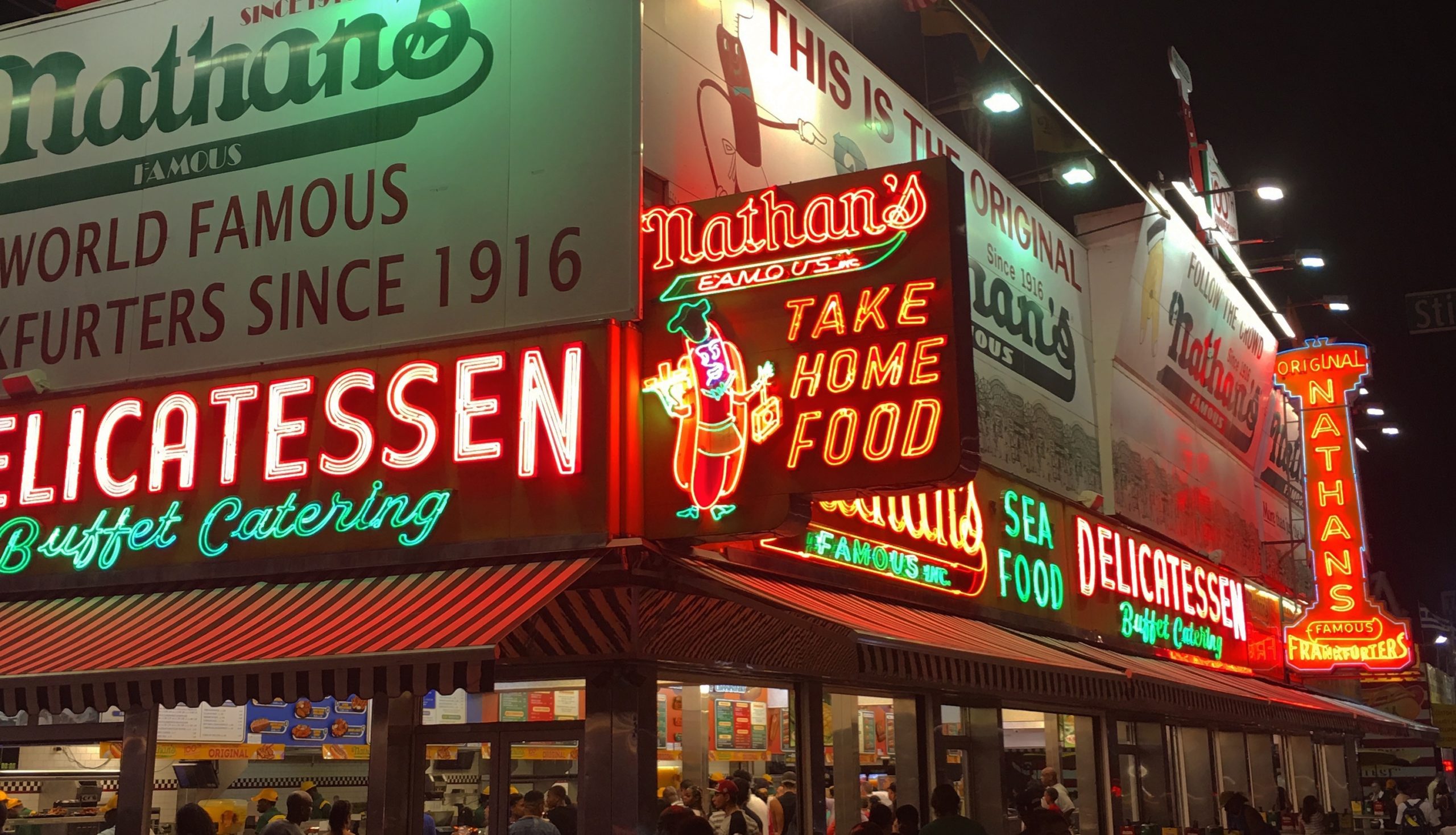 New York Neon: A Lecture by Thomas Rinaldi - Village Preservation