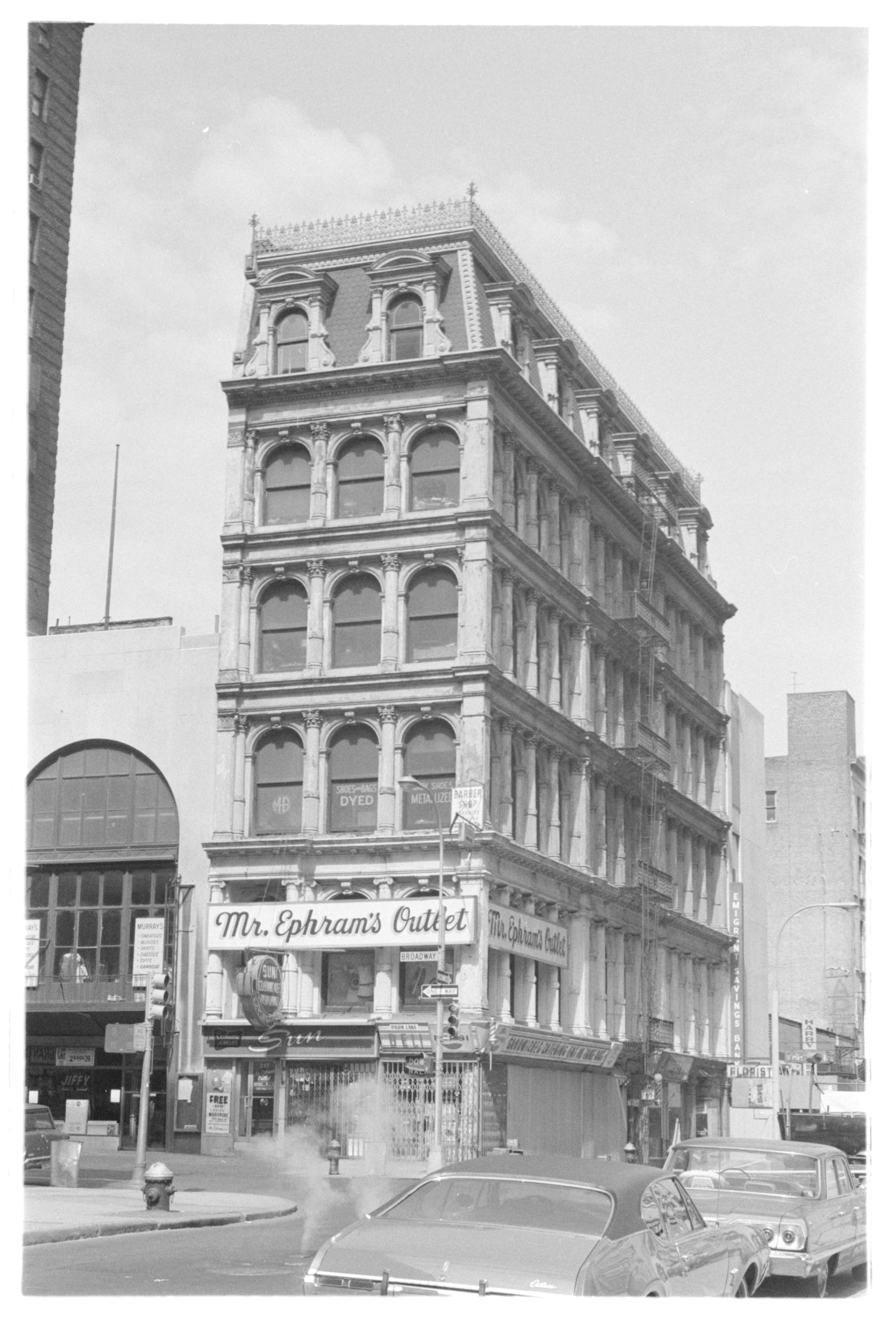 Edward LaGrassa’s Cast Iron Architecture of SoHo, Tribeca, and Beyond ...