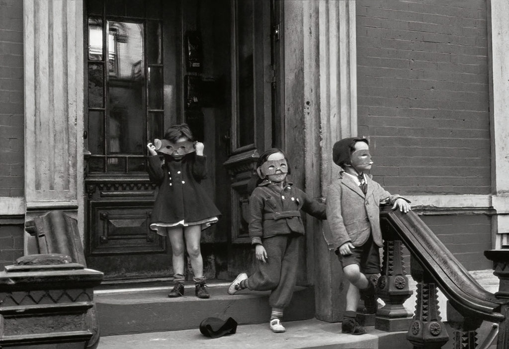 Helen Levitt: South of Union Square Poet Laureate of Photography ...