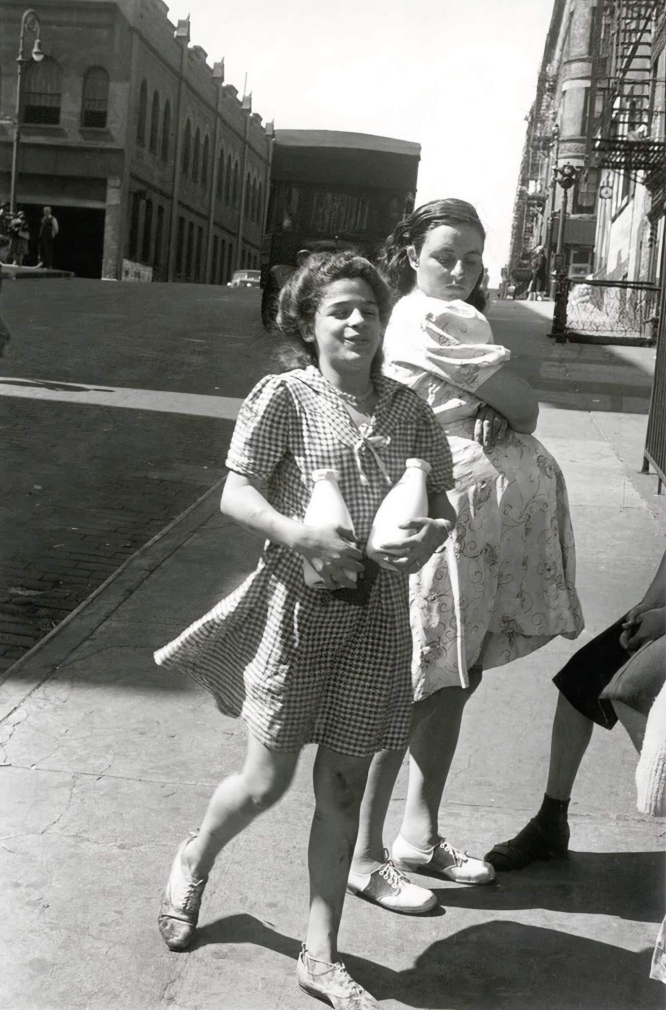 Helen Levitt: South of Union Square Poet Laureate of Photography ...