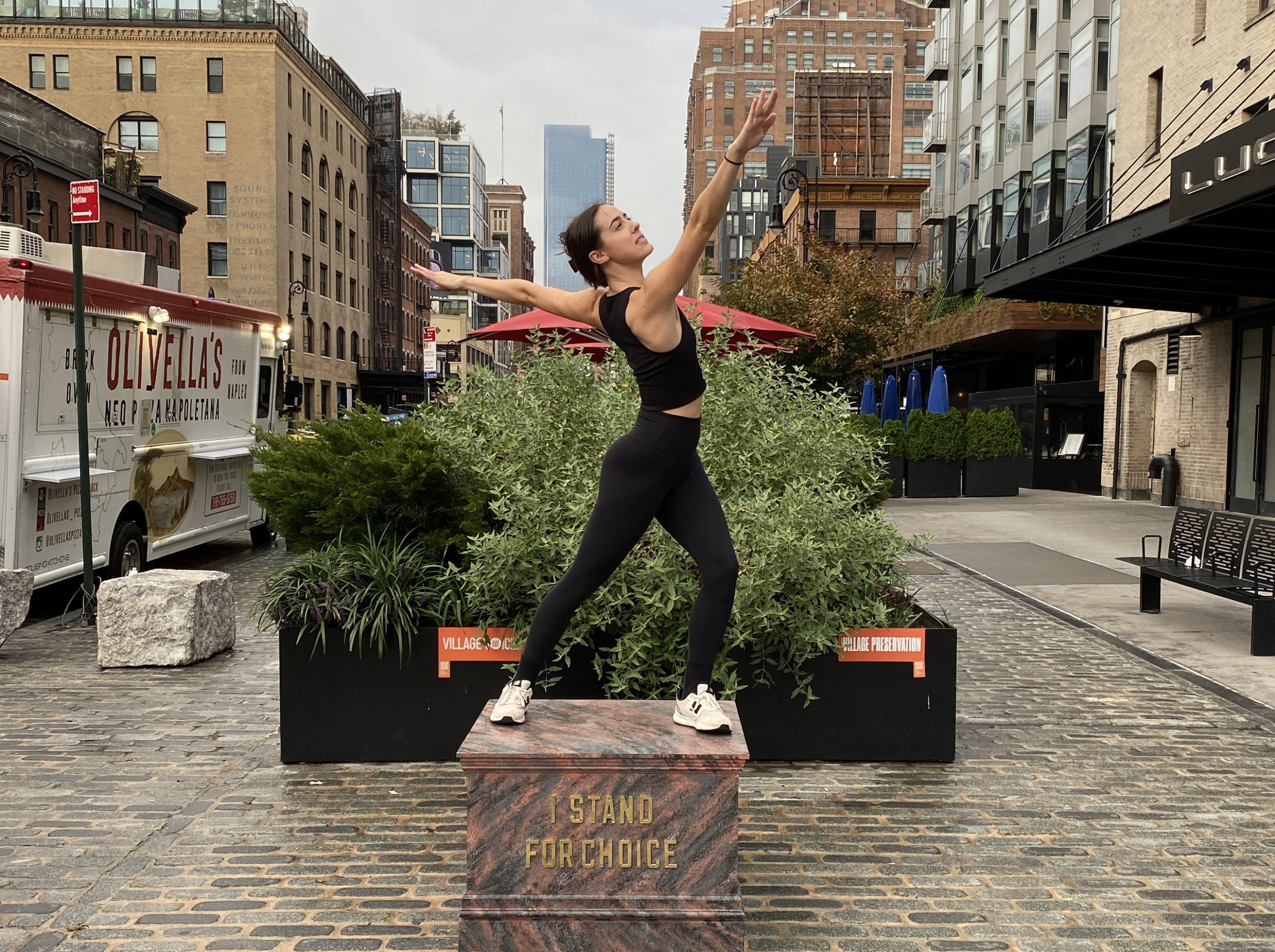 19 MONUMENTAL POSES: Workshop with Martha Graham Company - Village ...