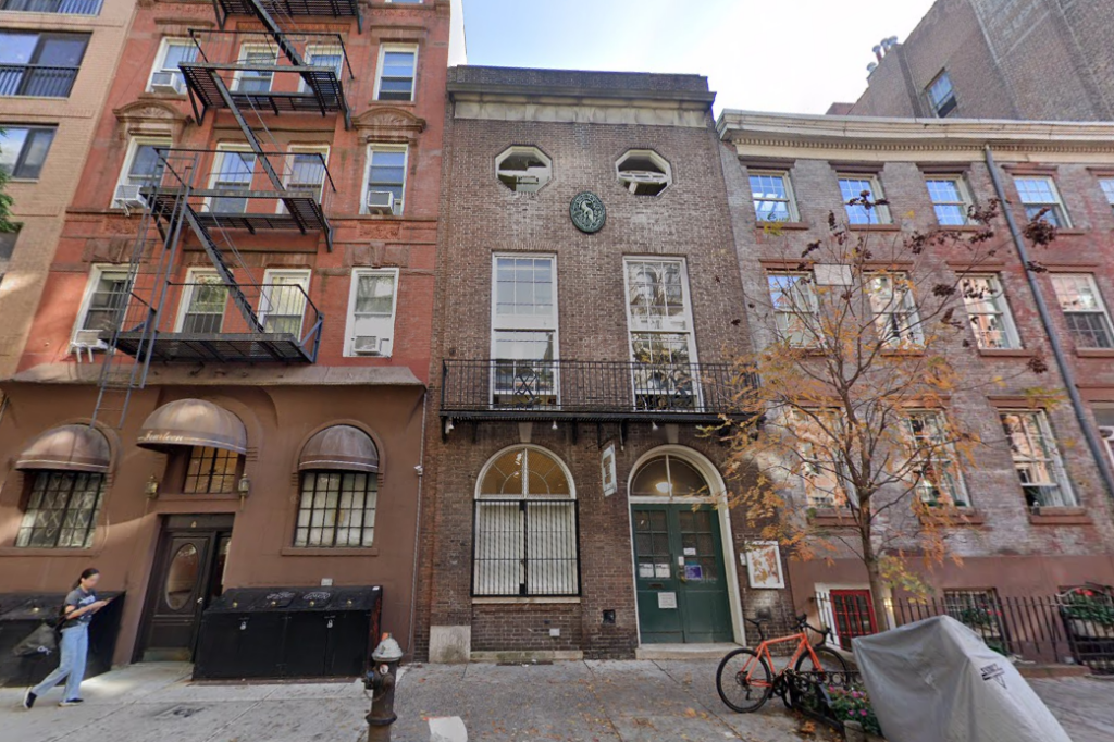 16 Jones Street - Village Preservation