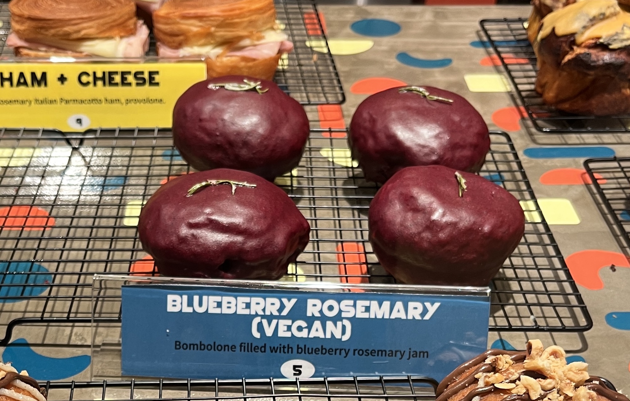 Welcome to the Neighborhood: Unregular Bakery, 124 Fourth Avenue ...