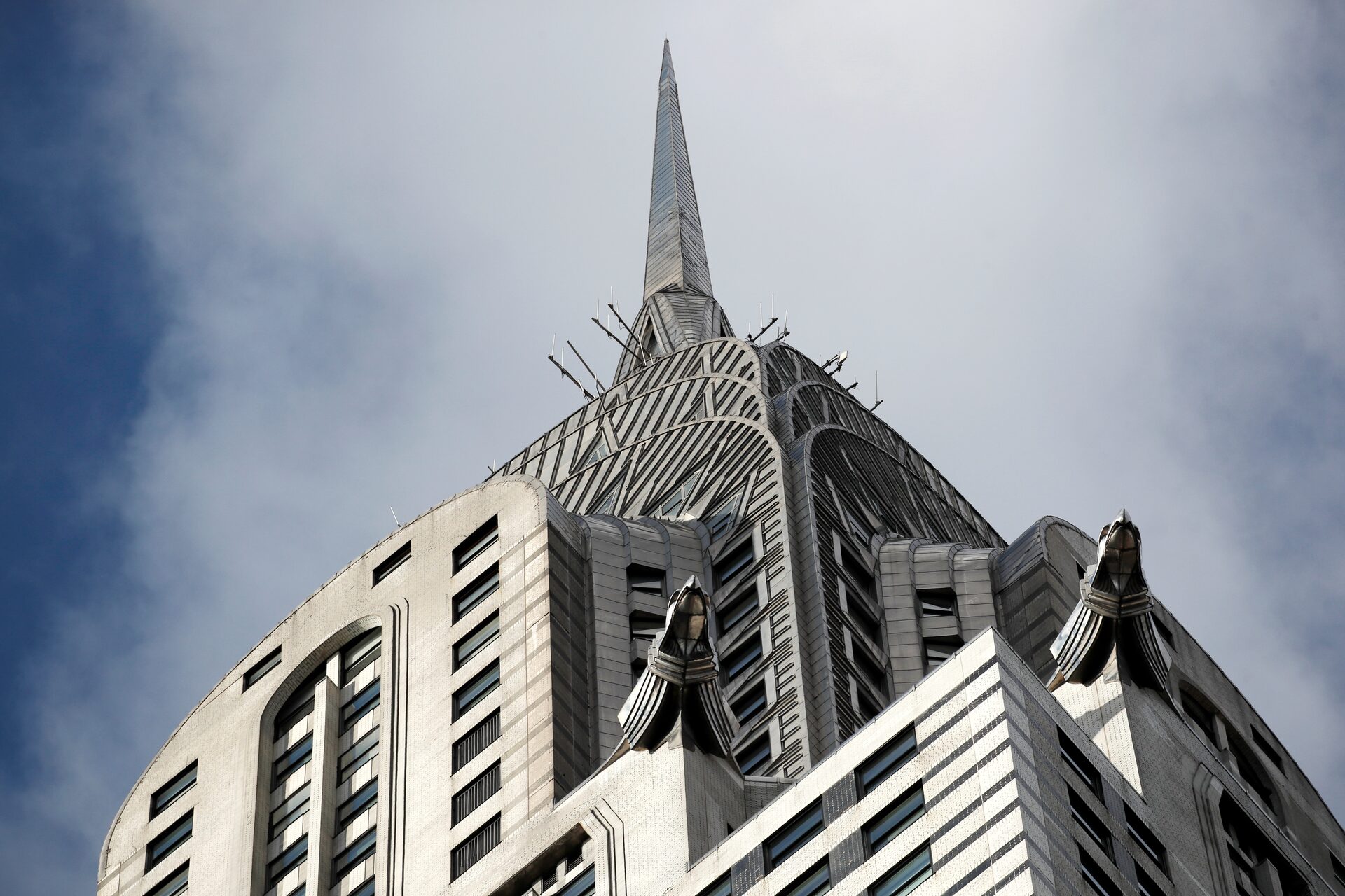 The Jazz Age in Brick and Steel: Art Deco, the Chrysler Building, and ...